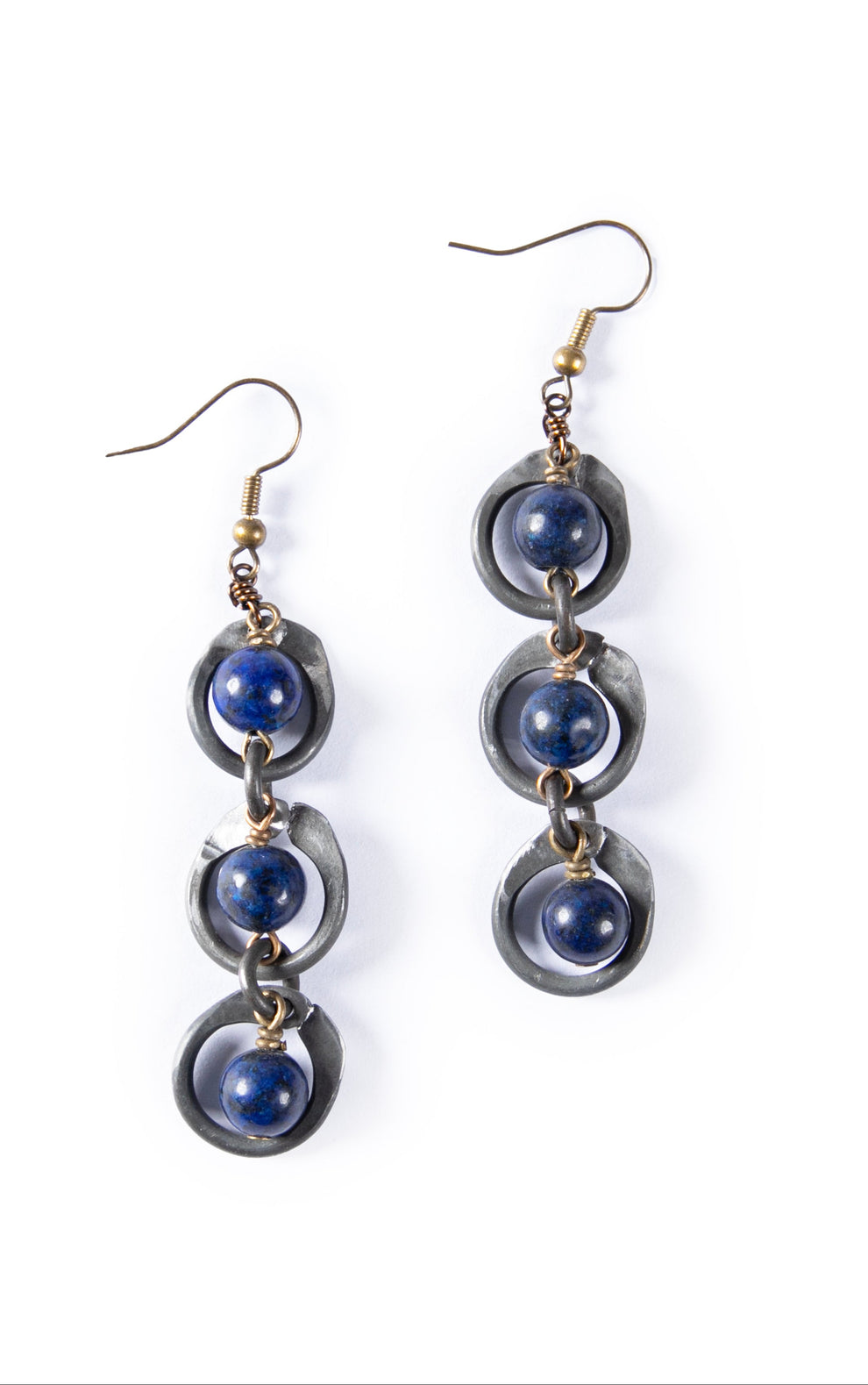 Snare chain earrings in lapis lazuli – Mulberry Mongoose